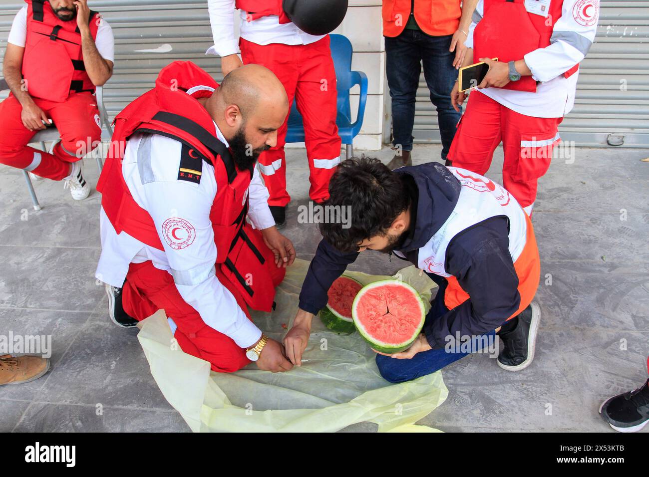 Israel army raid hi-res stock photography and images - Alamy