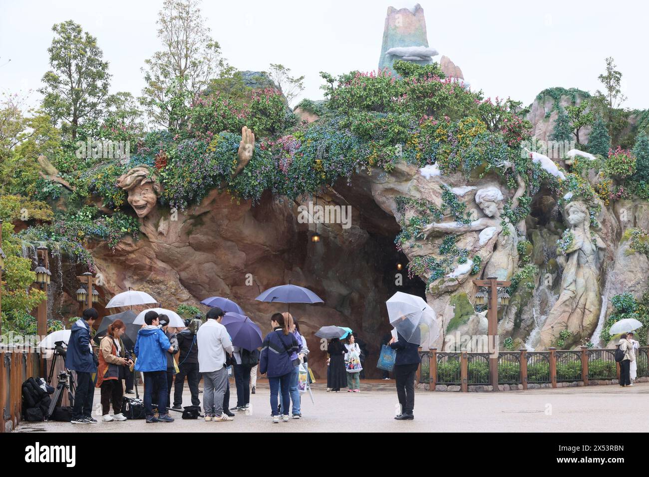 Urayasu, Japan. 7th May, 2024. Rock works of Disney characters Peter Pan (L) and Anna and Elsz ...