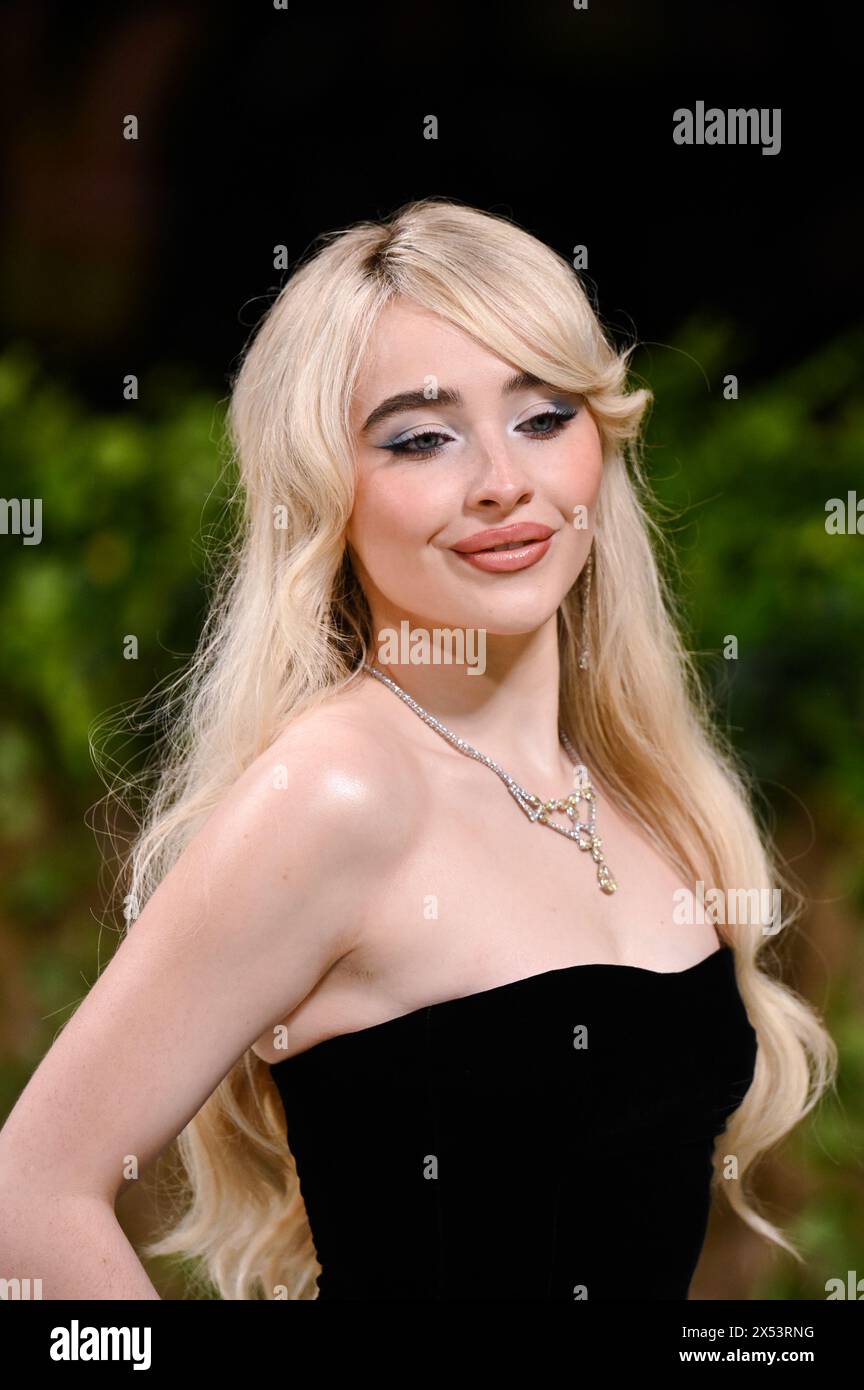 New York, USA. 06th May, 2024. Sabrina Carpenter walking on the red ...