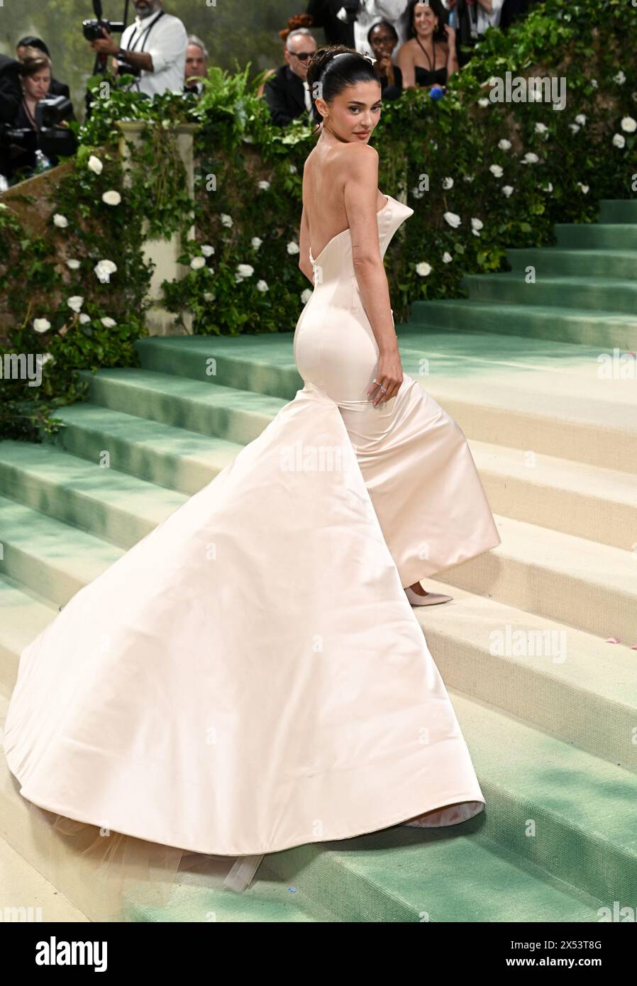 New York, USA. May 6th, 2024. Kylie Jenner arriving at The Met Gala ...