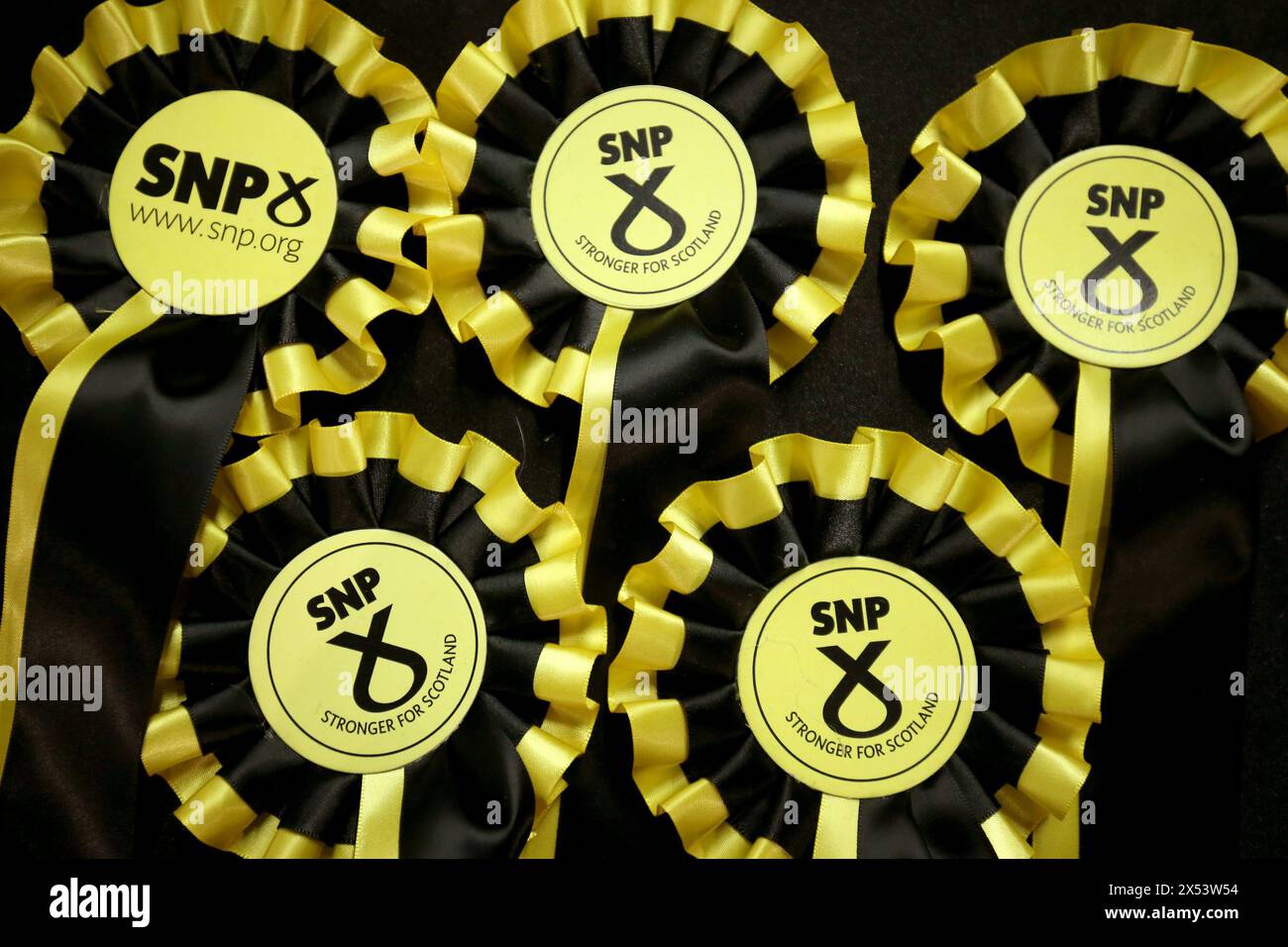 First scottish parliament msps 1999 hi-res stock photography and images ...