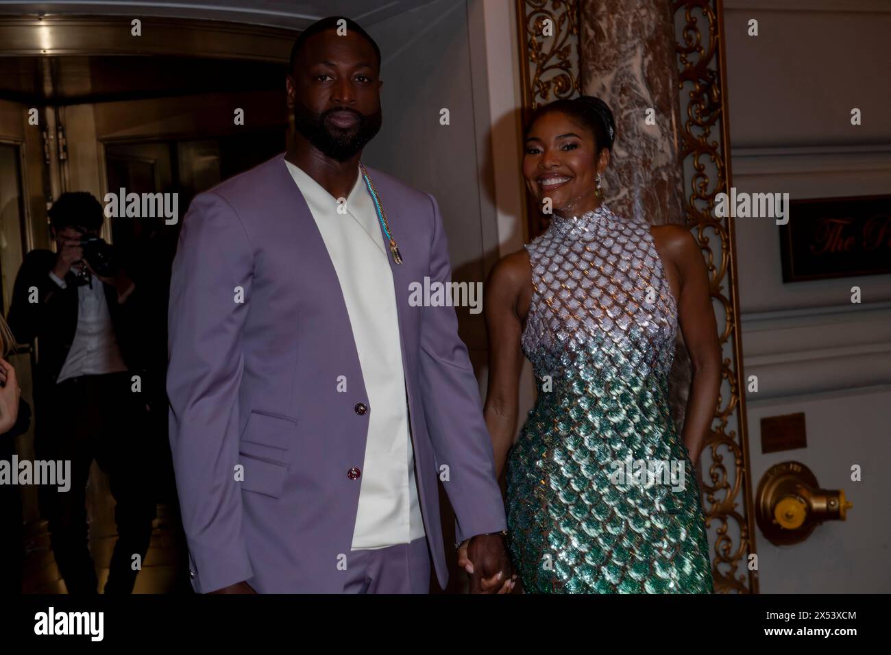 NEW YORK, NEW YORK - MAY 06: Dwyane Wade and Gabrielle Union wearing ...