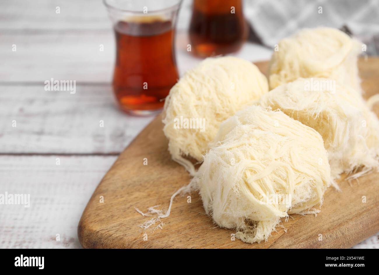 Iranian sweets hi-res stock photography and images - Alamy
