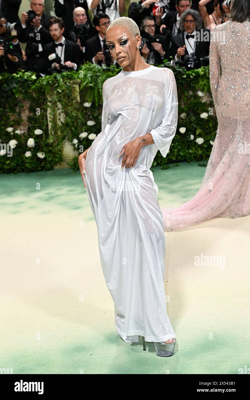 Dojacat hi-res stock photography and images - Alamy