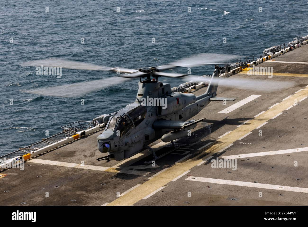 A U.S. Marine Corps AH-1Z Viper with Marine Medium Tiltrotor Squadron ...