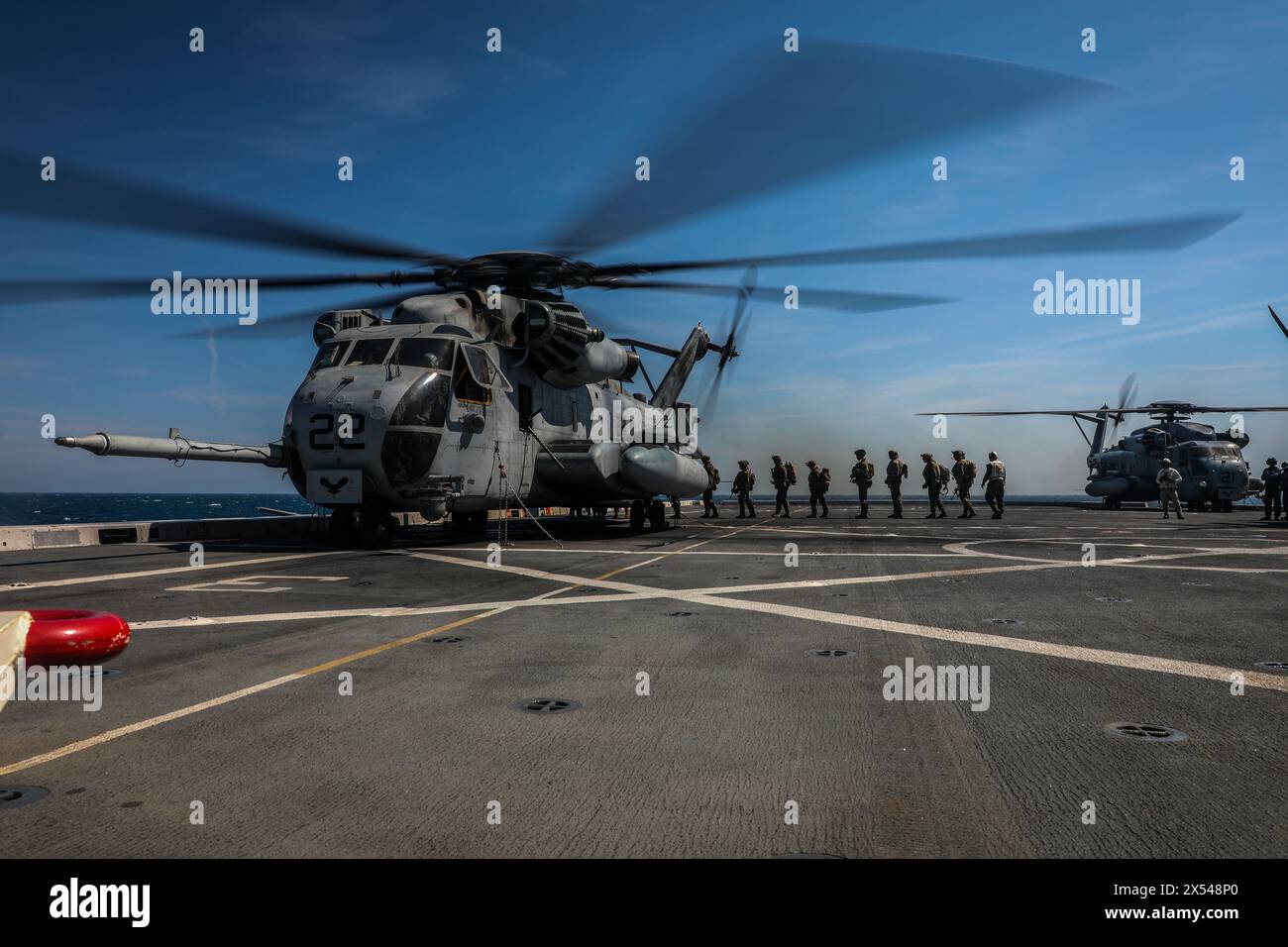 U.S. Marines and Sailors with Battalion Landing Team 1/8, 24th Marine ...