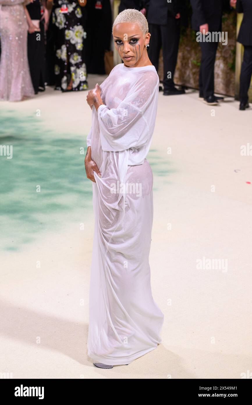 New York, USA. 6 May 2024. Doja Cat attending the Metropolitan Museum ...
