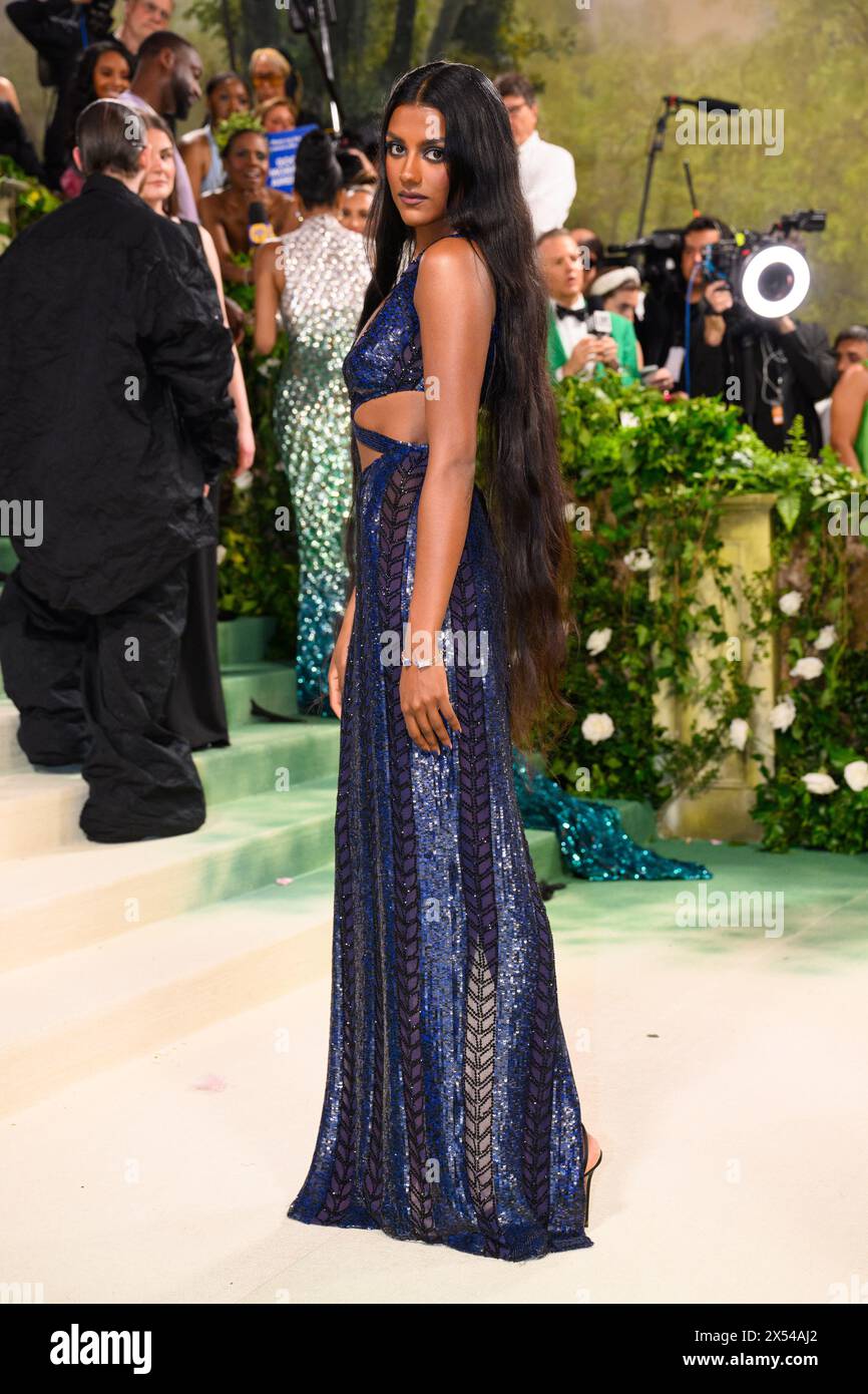 New York, USA. 6 May 2024. Simone Ashley attending the Metropolitan ...