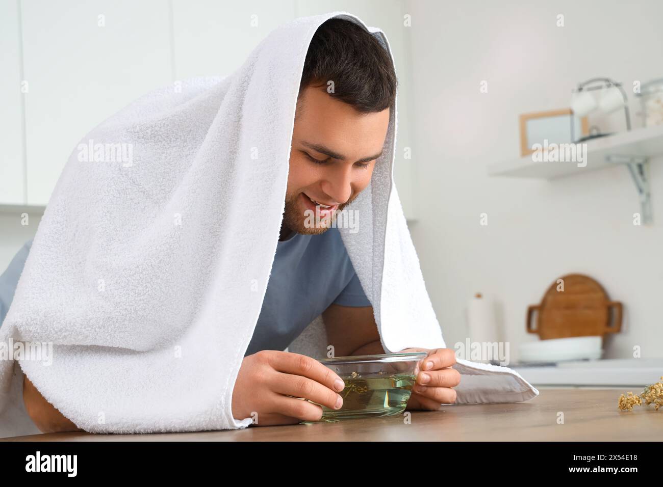 Man inhalation bowl hi-res stock photography and images - Alamy