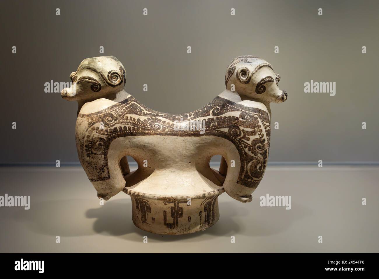 Gold mask museo del oro hi-res stock photography and images - Alamy