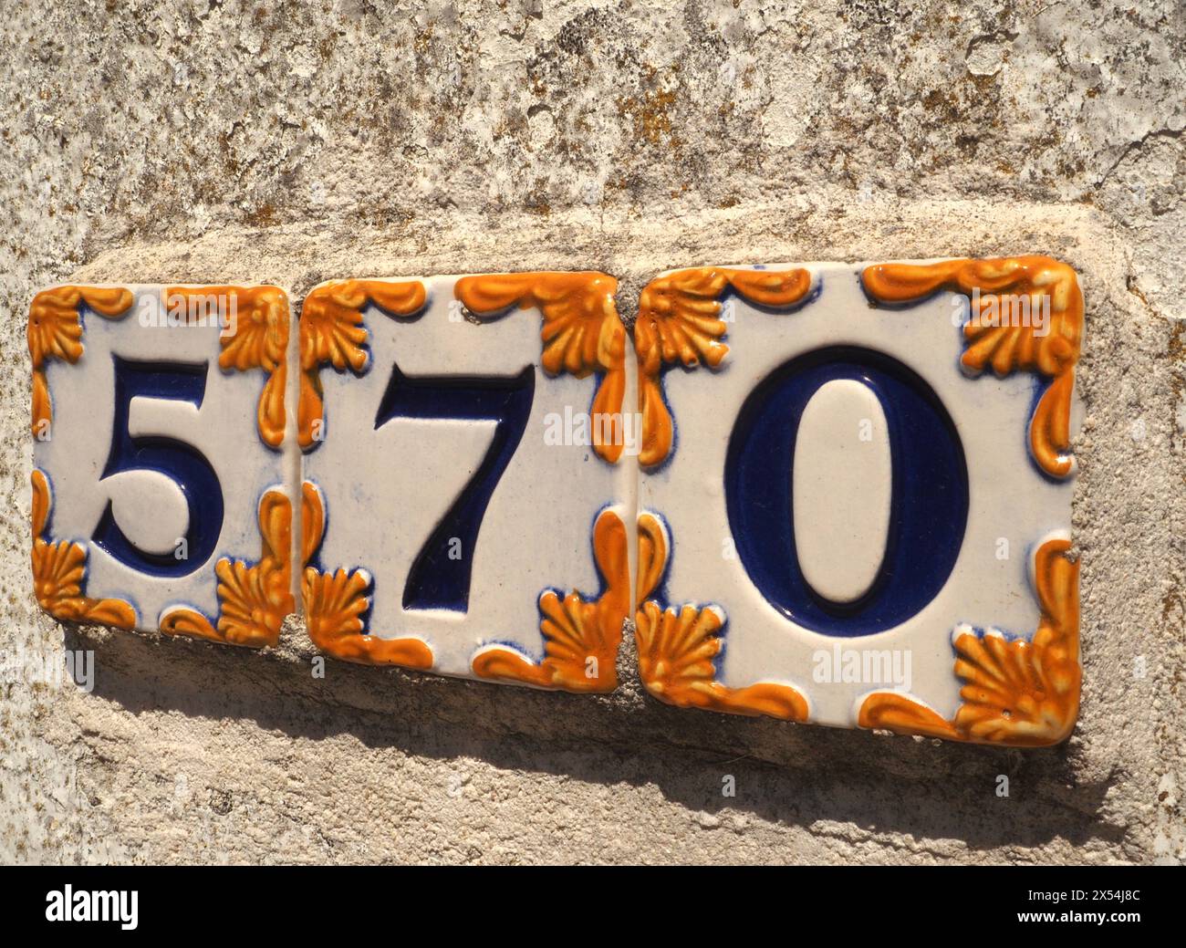 Portuguese ceramics hi-res stock photography and images - Alamy