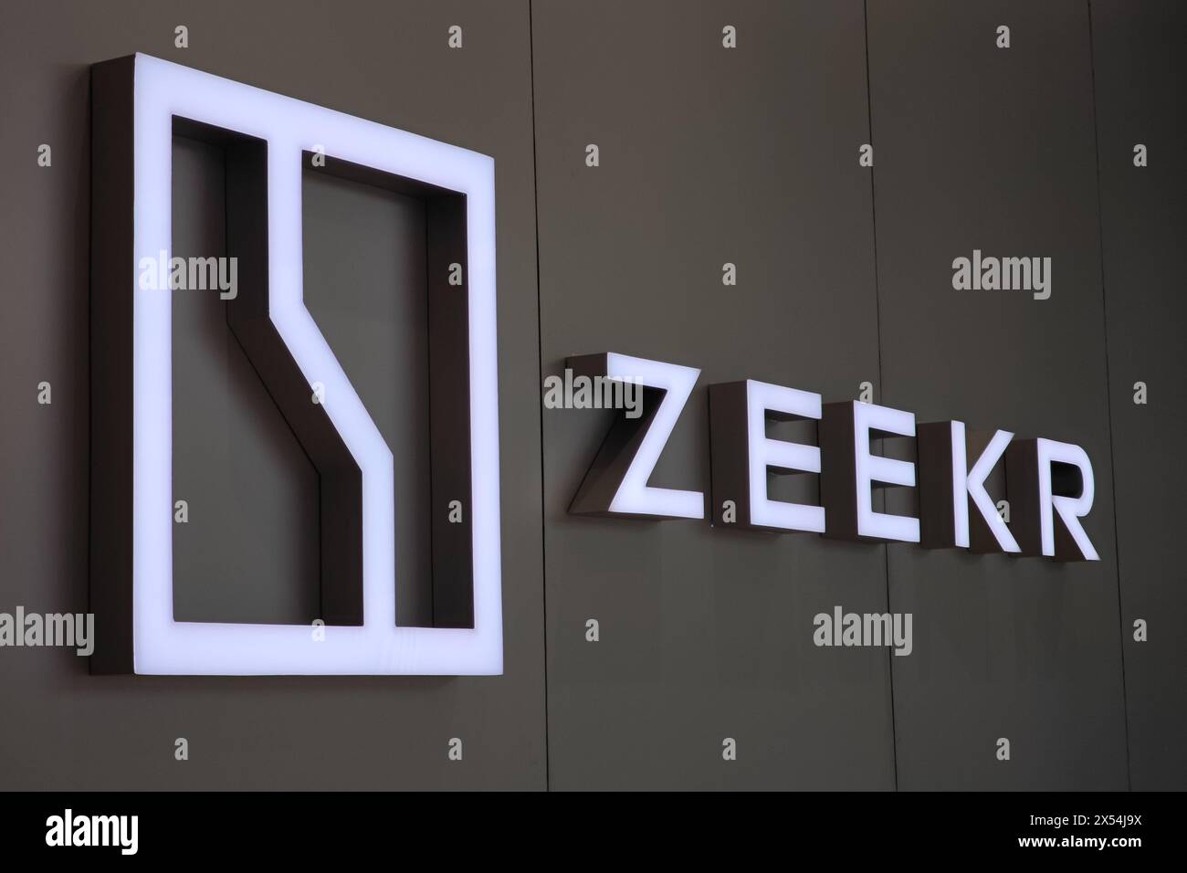 SHANGHAI, CHINA - MAY 7, 2024 - A ZEEKR global flagship store in ...