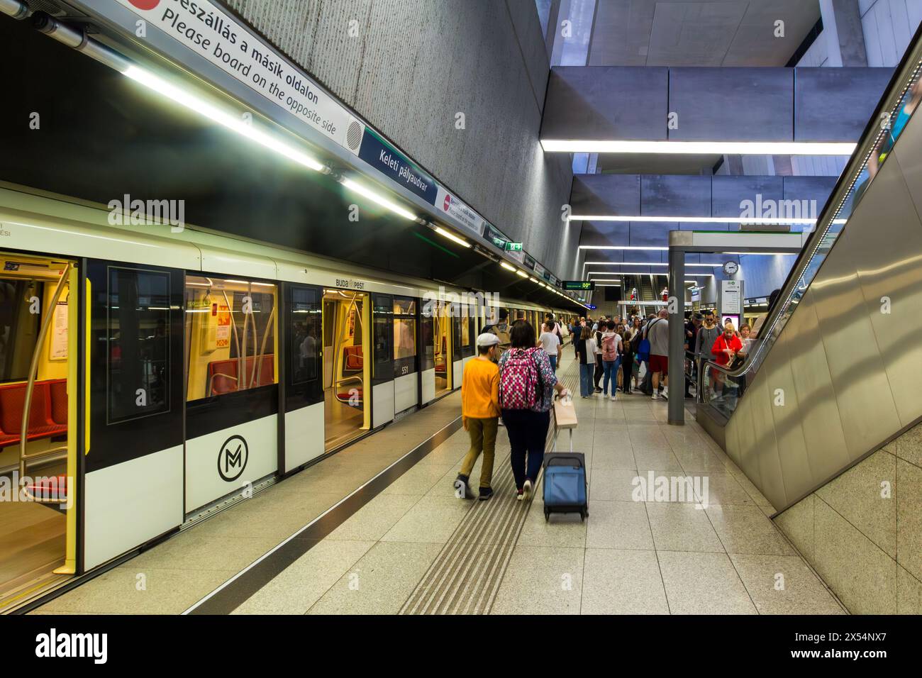 M4 (Metro 4) underground train staying in Keleti palyaudvar station ...
