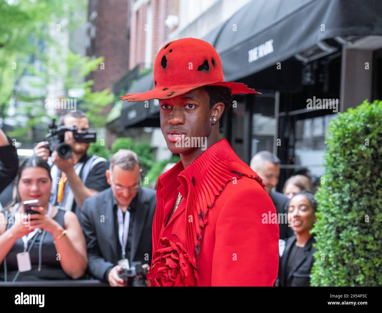 Wisdom Kaye departs The Mark Hotel for the 2024 Met Gala in New York ...