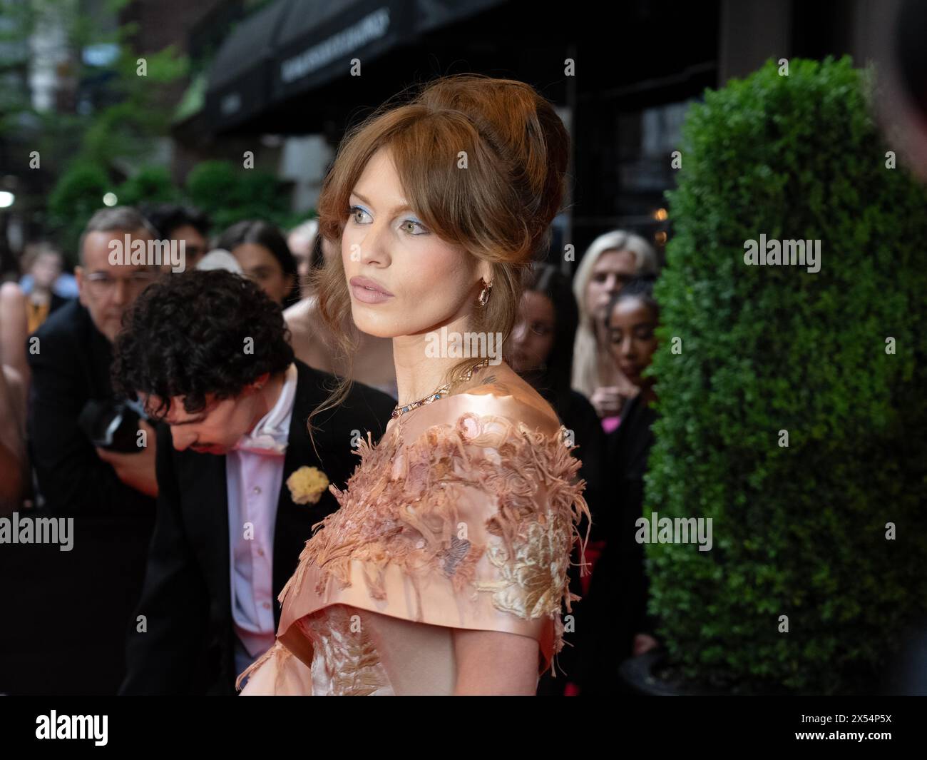Ivy Getty departs The Mark Hotel for the 2024 Met Gala in New York, New ...