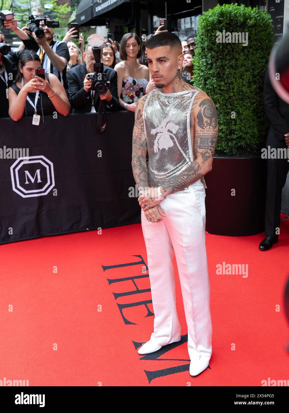 Rauw alejandro met gala 2024 hi-res stock photography and images - Alamy