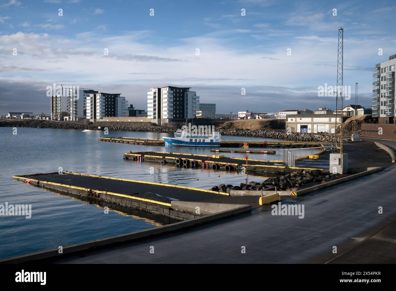 Keflavik harbour hi-res stock photography and images - Alamy