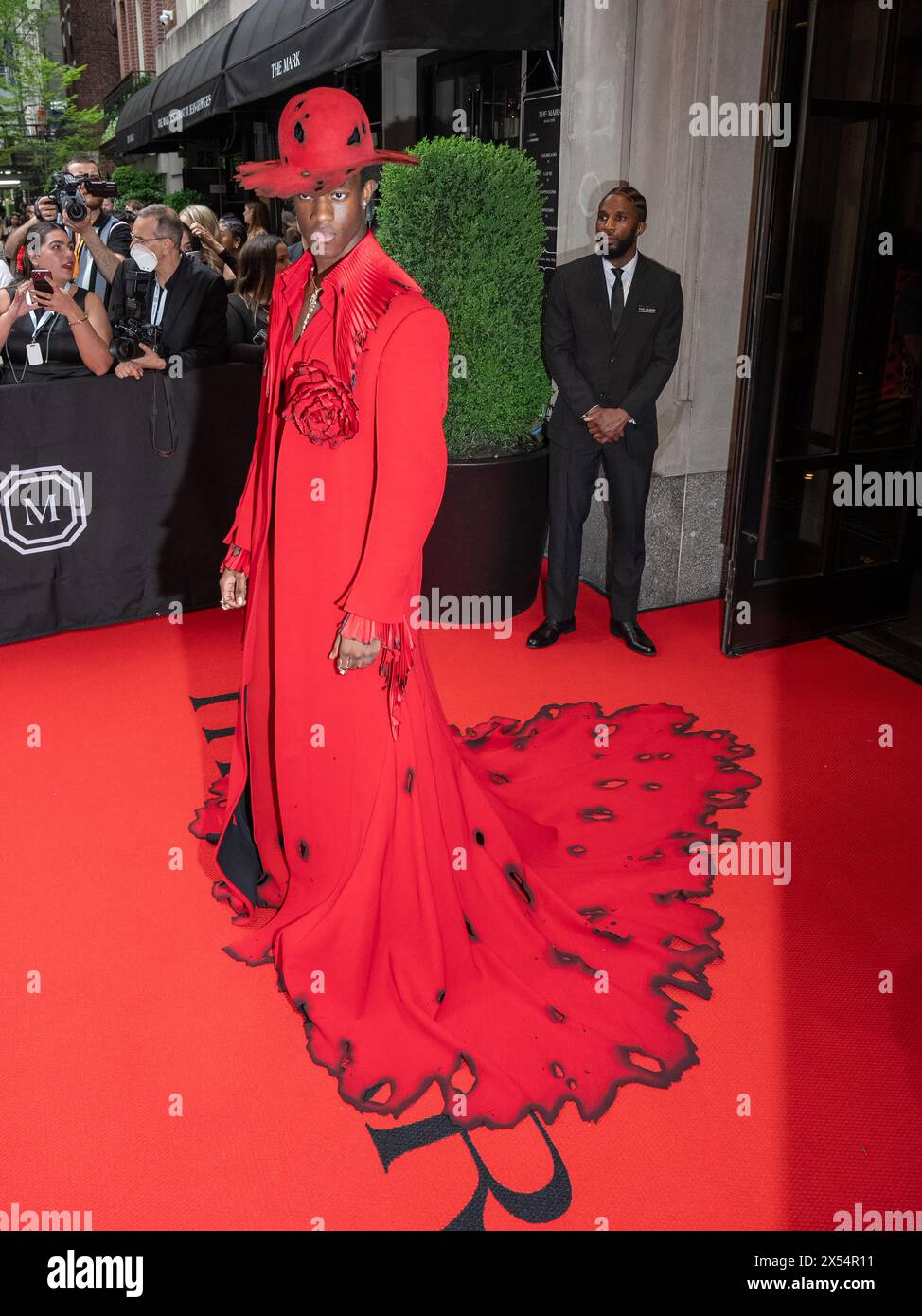 Wisdom Kaye departs The Mark Hotel for the 2024 Met Gala in New York ...