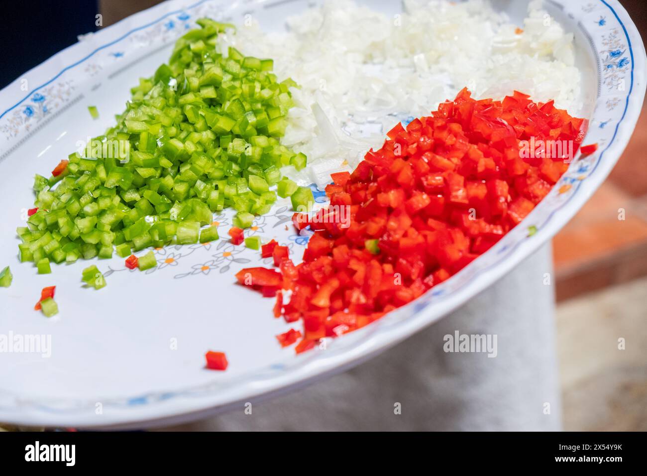 Uncooked chopped capsicum and onion hi-res stock photography and images ...