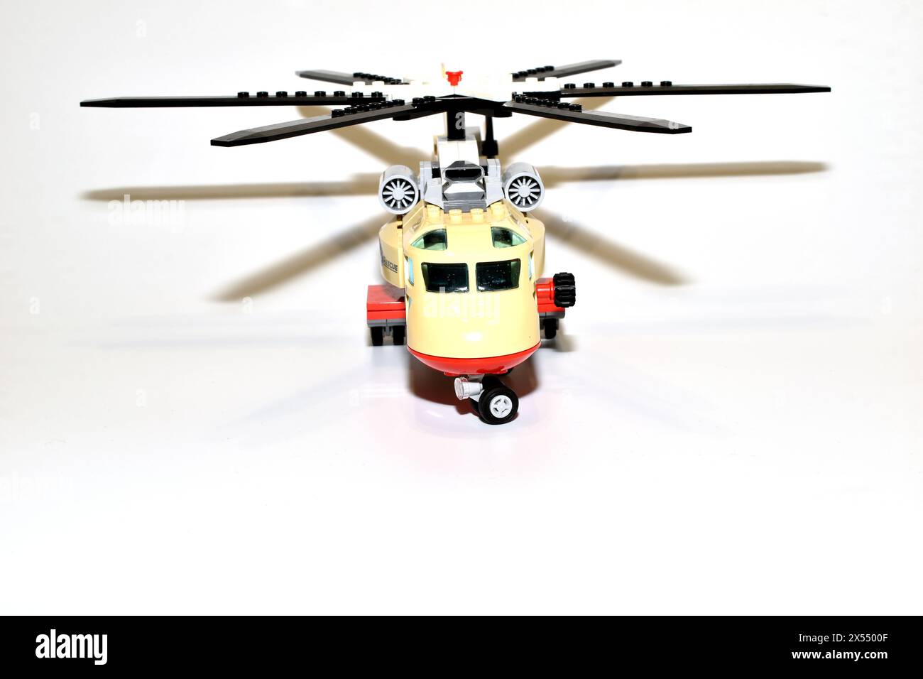 Helicopter cartoon hi-res stock photography and images - Alamy
