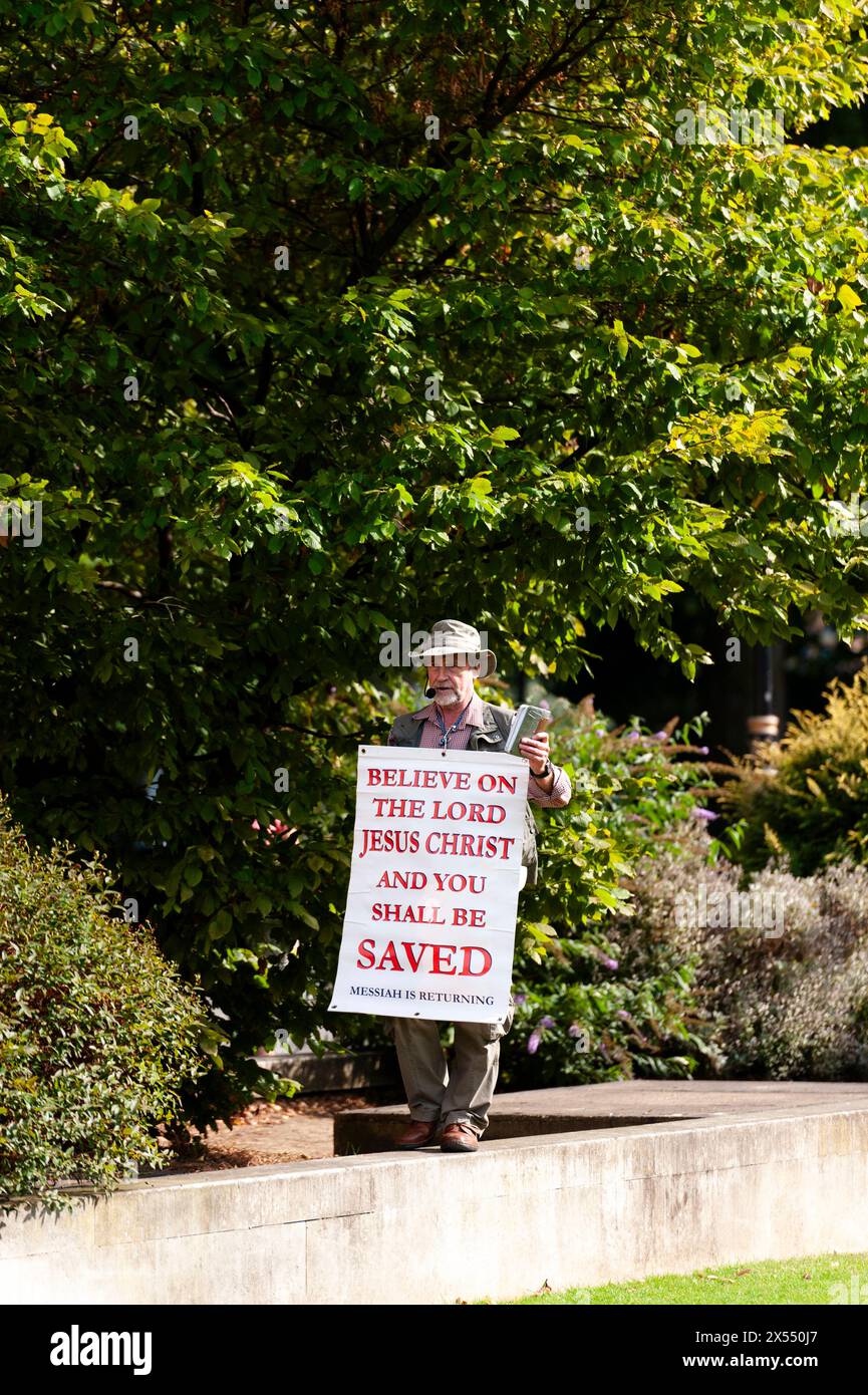 Street preacher uk hi-res stock photography and images - Alamy