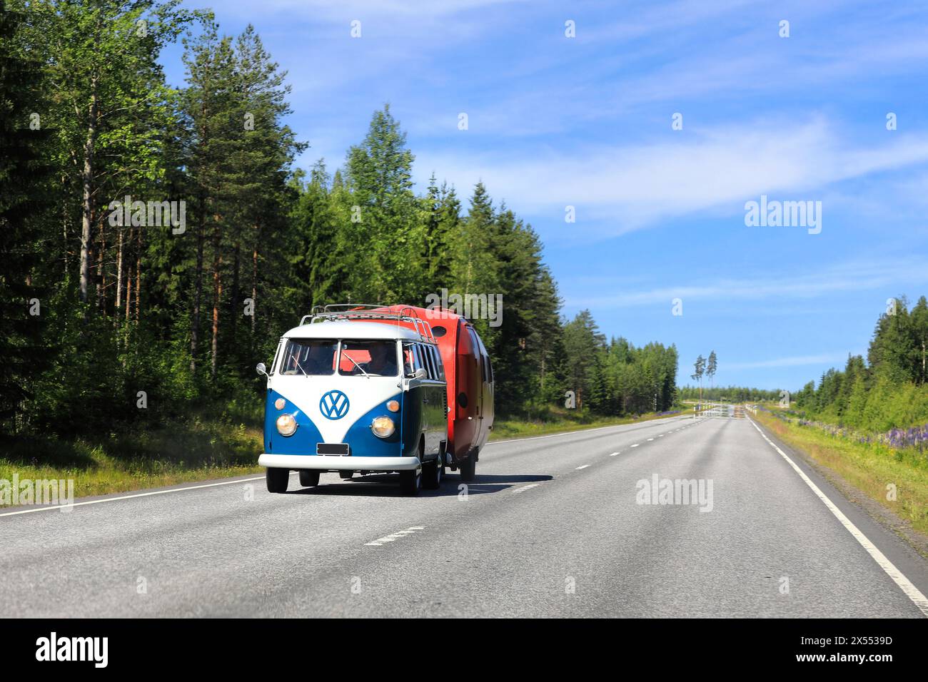 Volkswagen transporter t1 hi-res stock photography and images - Alamy