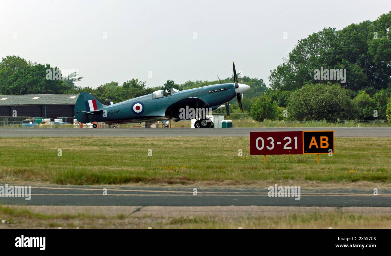 Currently wears the colour scheme and markings of ps888 hi-res stock ...