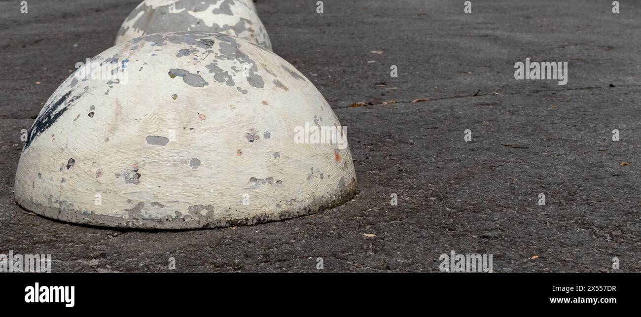 Concrete hemispherical structures for fencing safe road area against ...