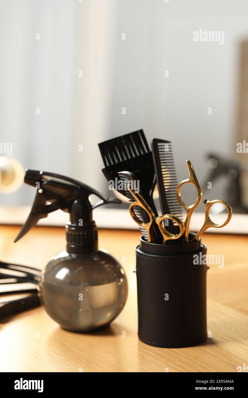 Professional hairdresser set on hi-res stock photography and images - Alamy