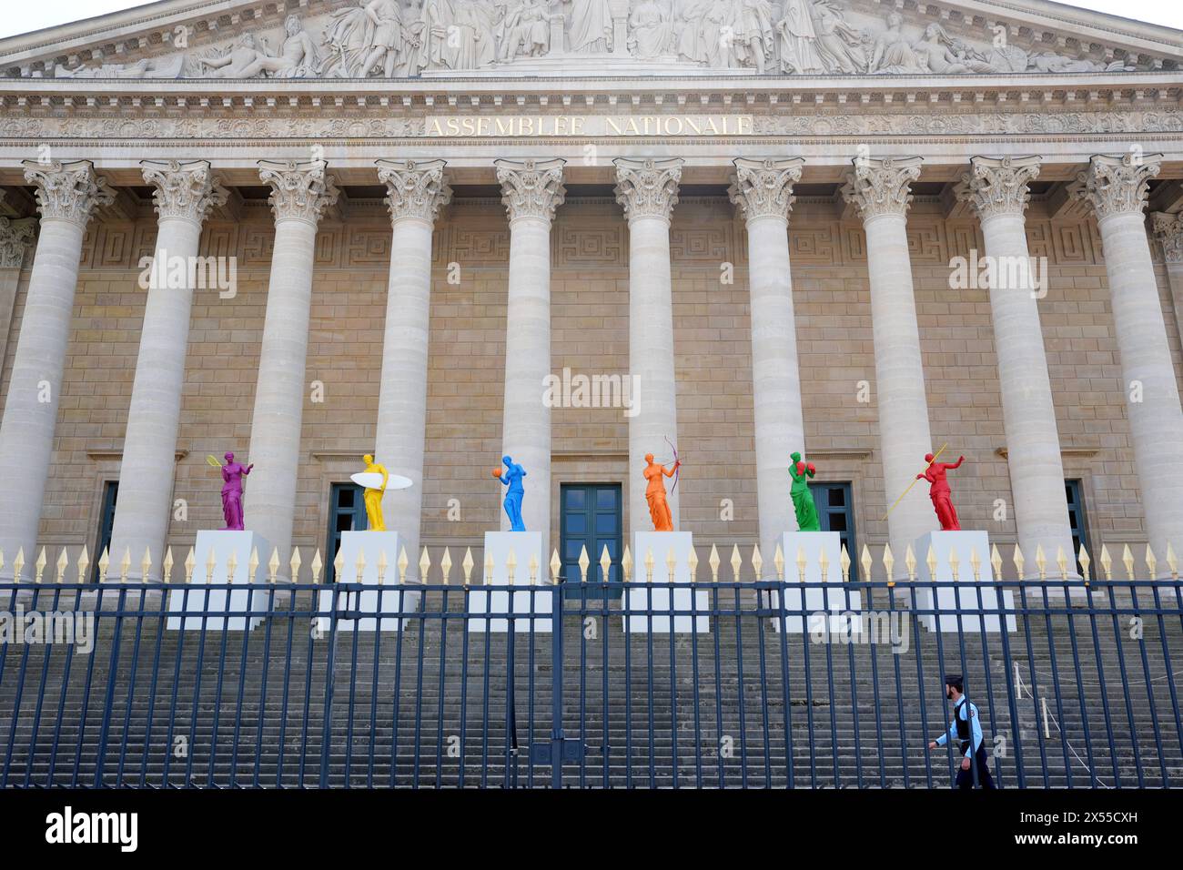 Paris 2024 venus de milo sculptures hi-res stock photography and images ...