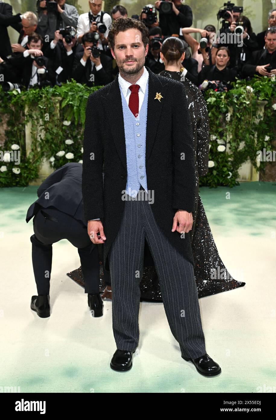 New York, USA. May 6th, 2024. Jamie Dornan arriving at The Met Gala, Sleeping Beauties ...