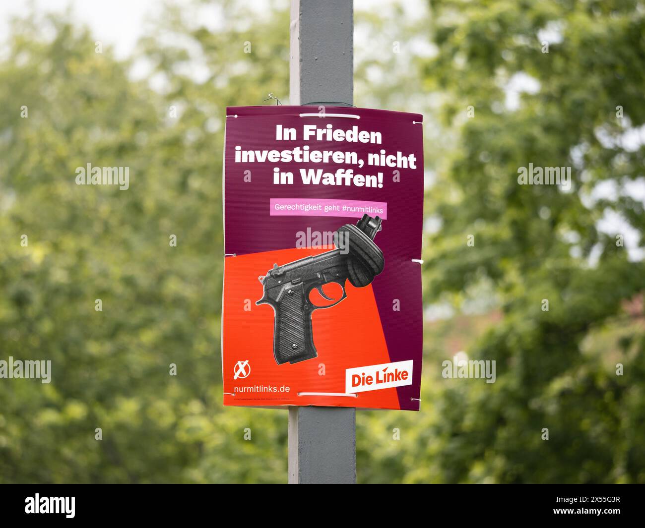 Die Linke (the left) election campaign poster for freedom ...