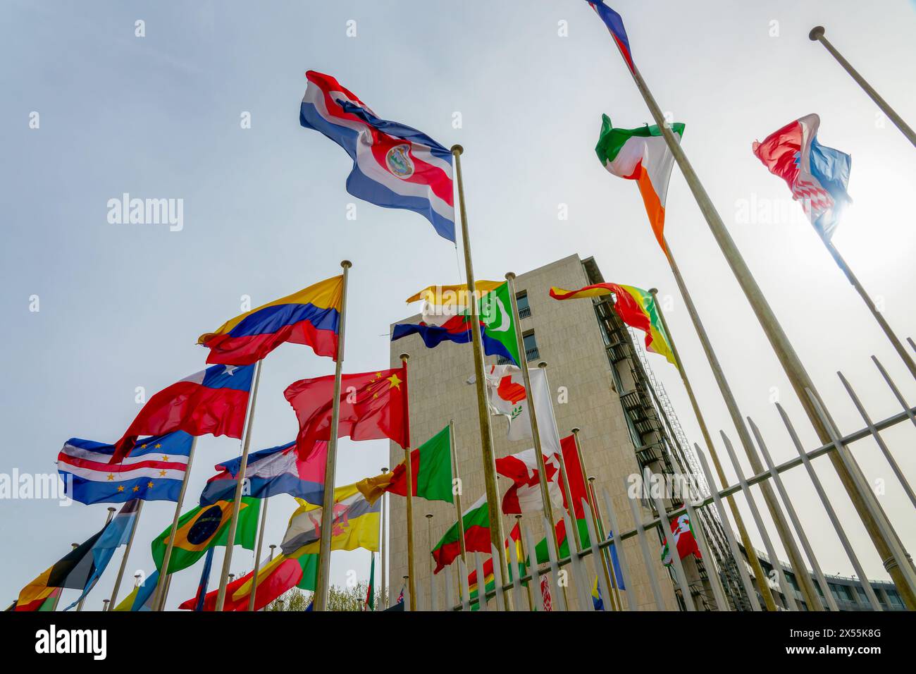 United nations headquarters flags hi-res stock photography and images ...