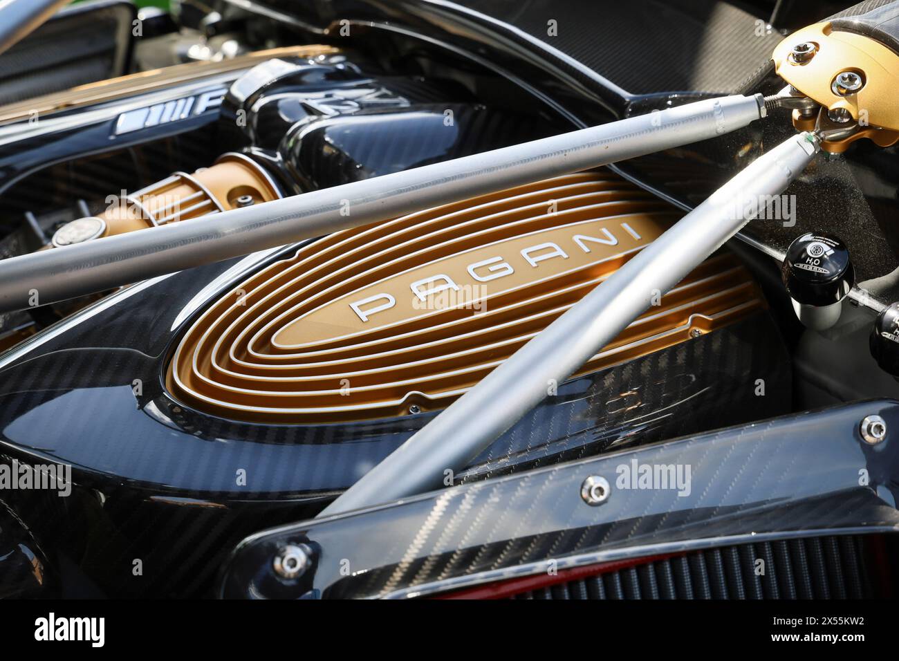 Pagani Huayra Roadster engine Stock Photo - Alamy