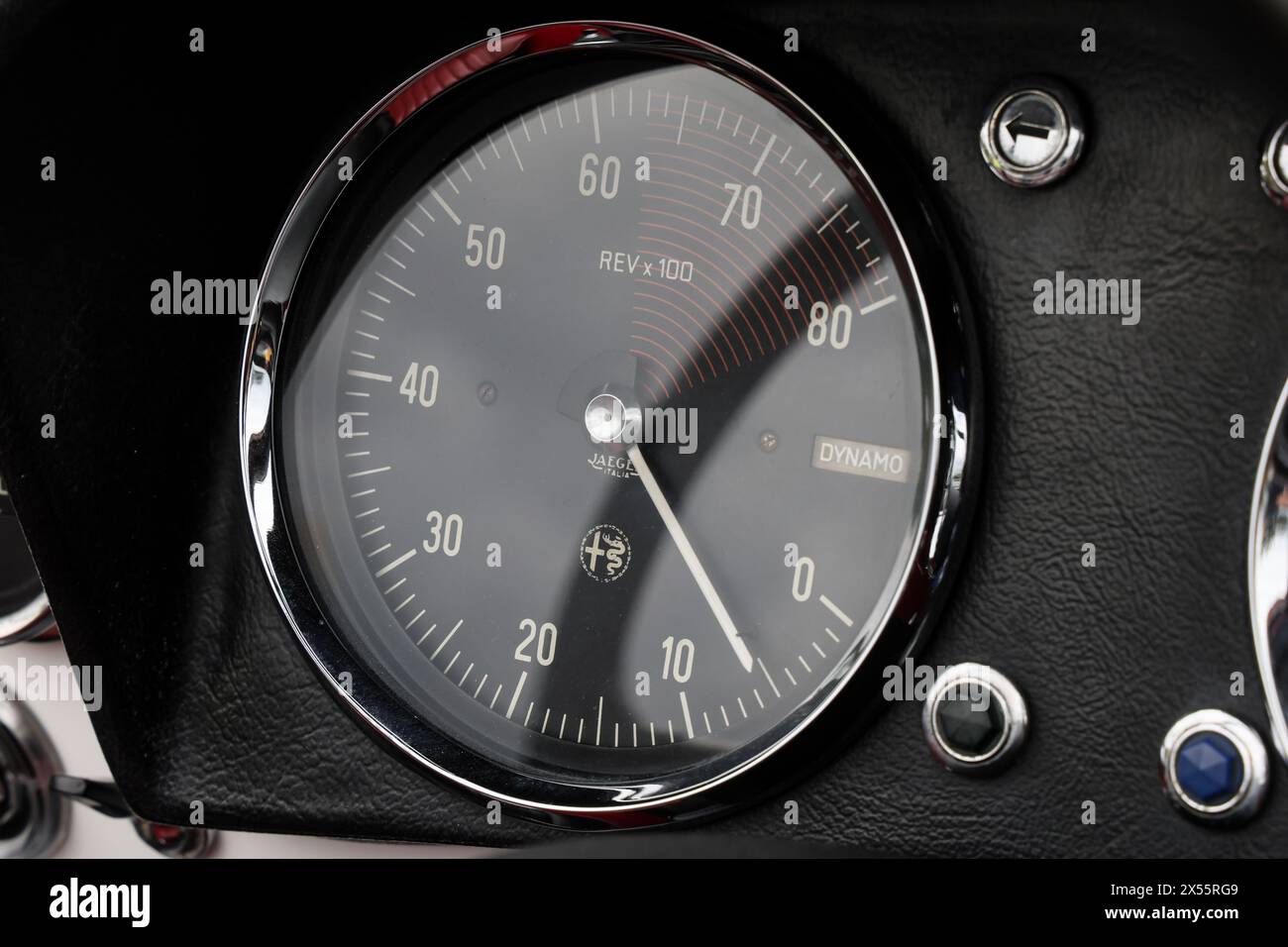 Alfa Romeo rev counter Stock Photo - Alamy