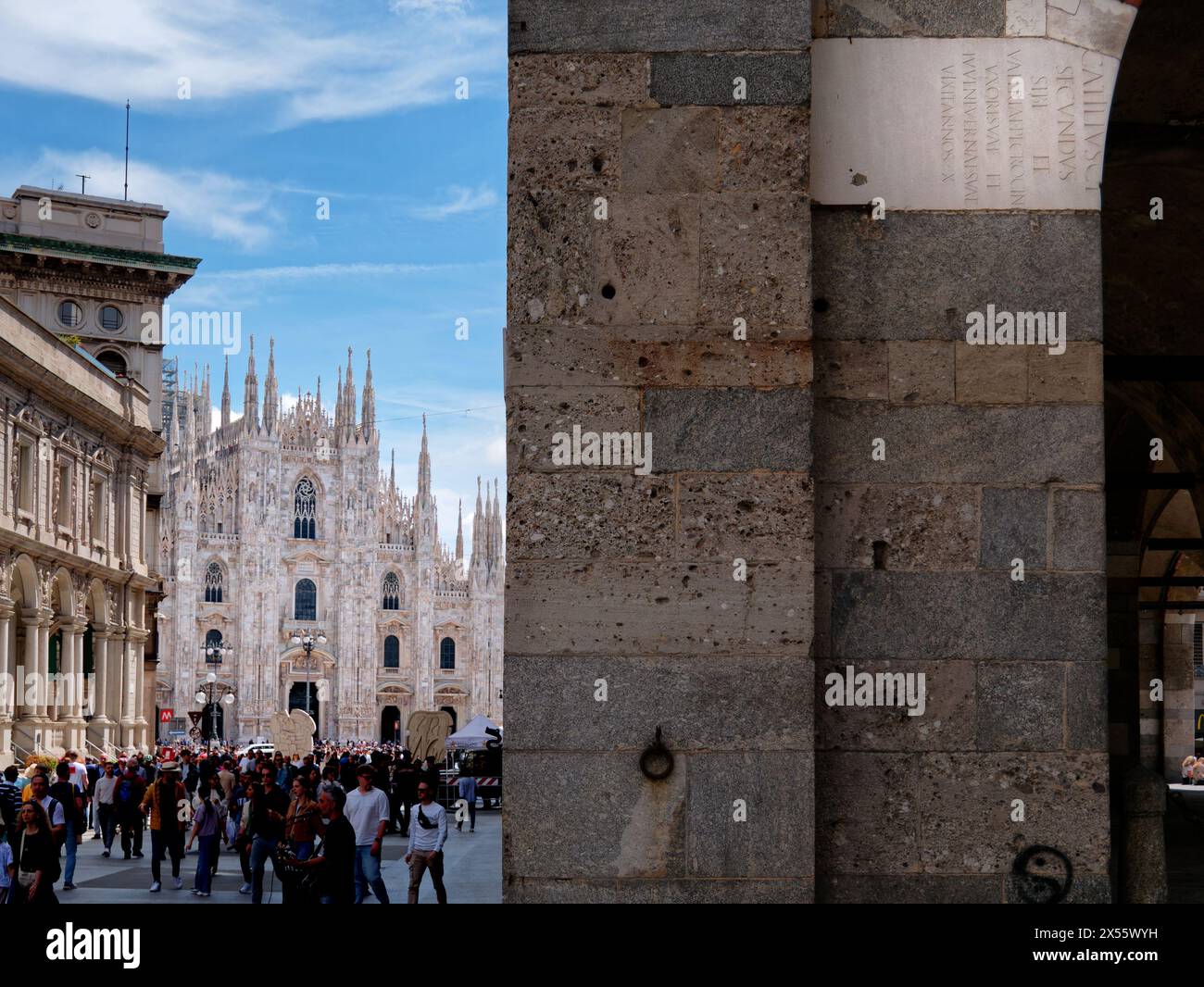 A roman plaque near the Duomo - Remains of the Roman Milan (Mediolanum ...
