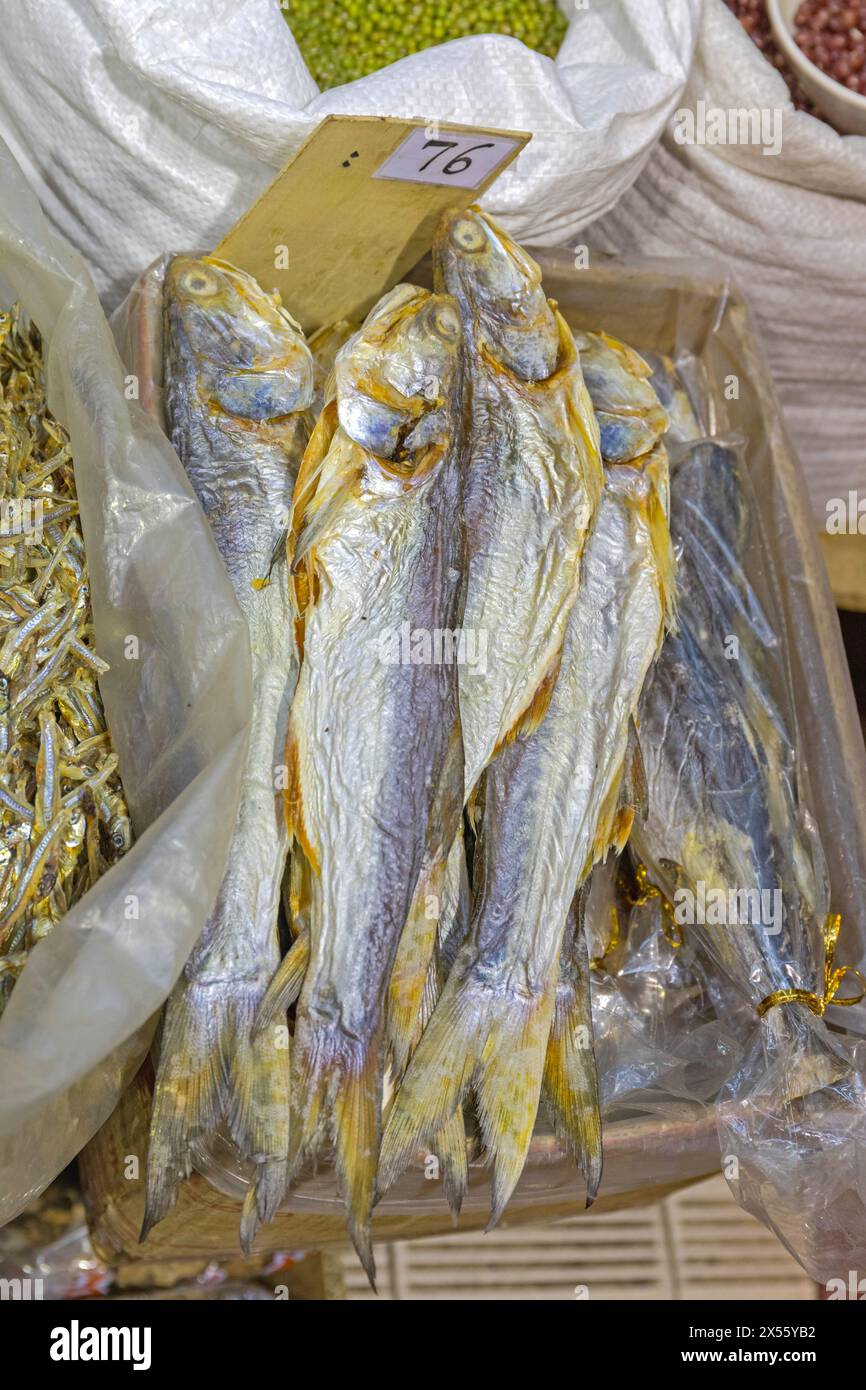 Dried Fish Seafood Stall at Farmers Market in Hong Kong Stock Photo - Alamy