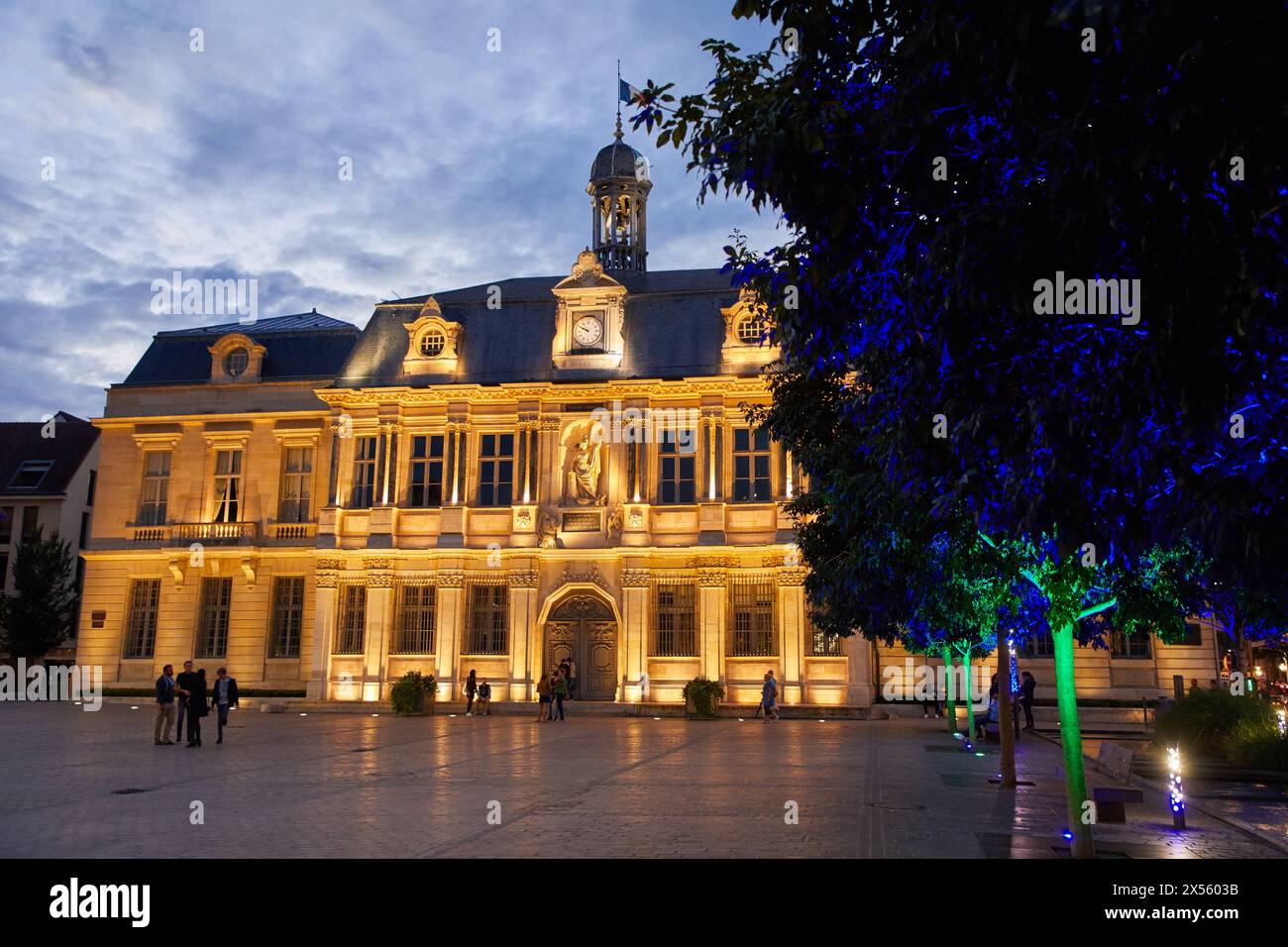 Hotel de Ville, Place Alexandre Israël, Troyes, Champagne-Ardenne ...