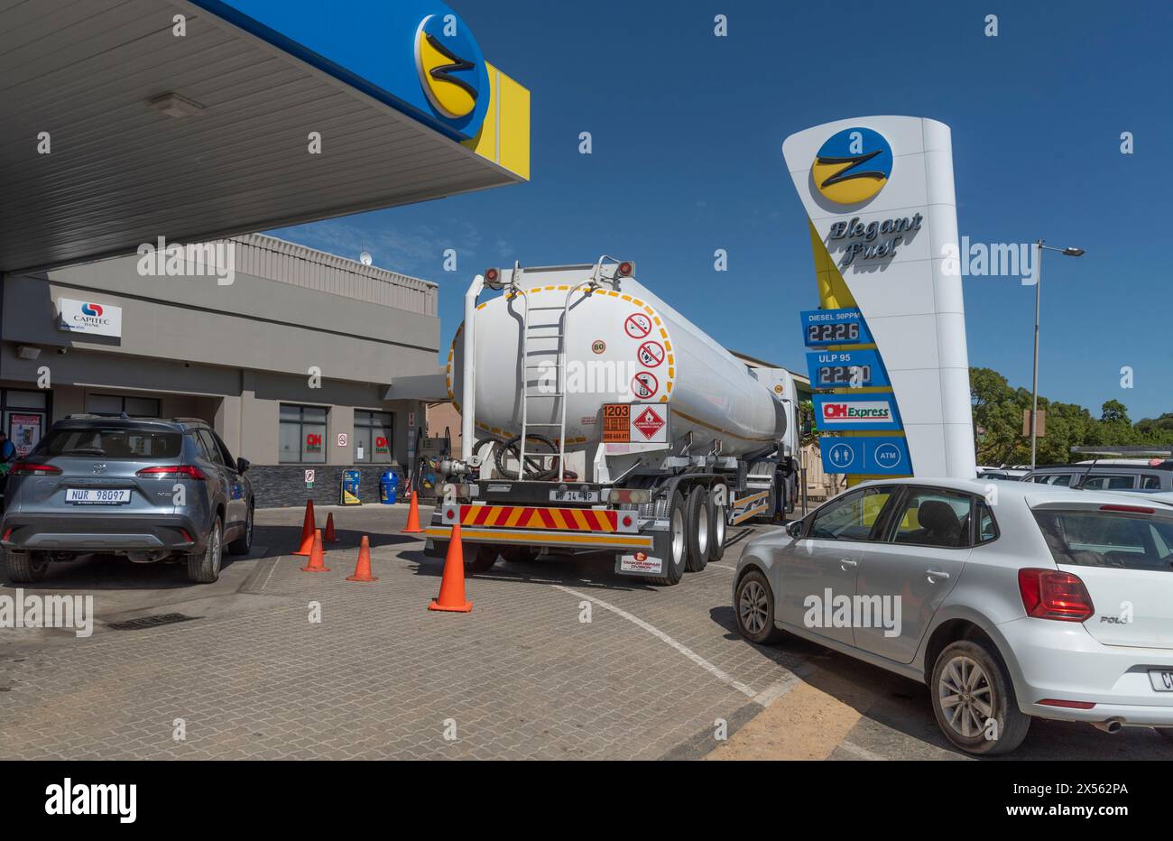 Gasoline tanker hi-res stock photography and images - Alamy