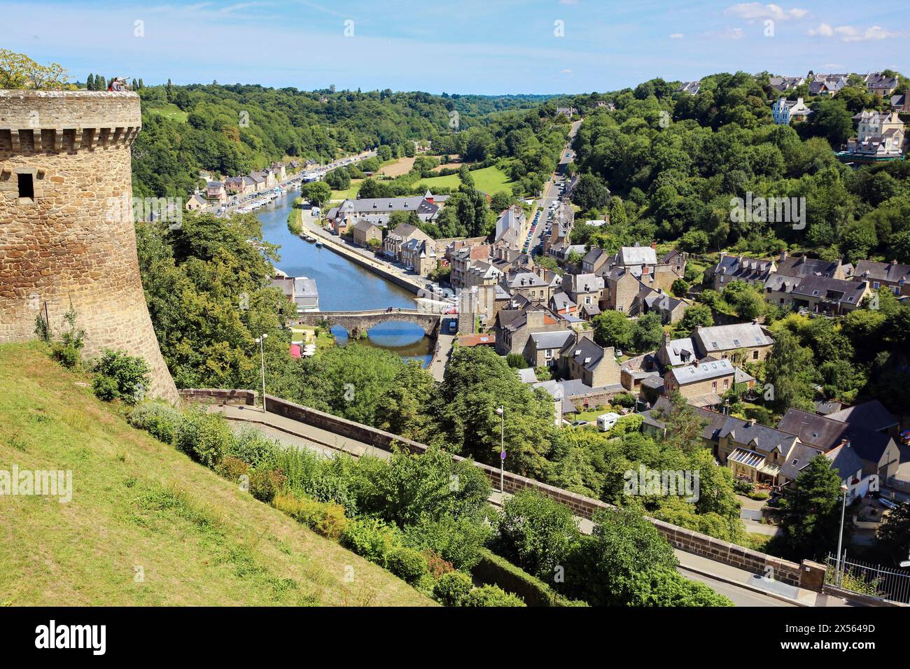 River Rance, Harbour, Stone Bridge, Dinan, Bretagne, Brittany, France ...
