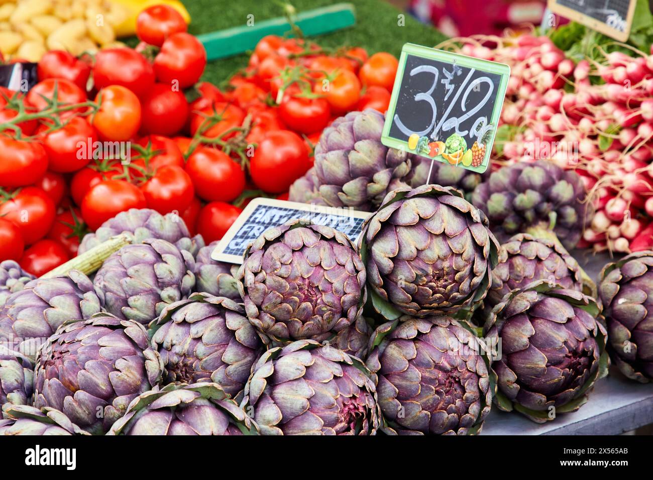 Market, Beaune, Côte d´Or, Burgundy Region, Bourgogne, France, Europe ...