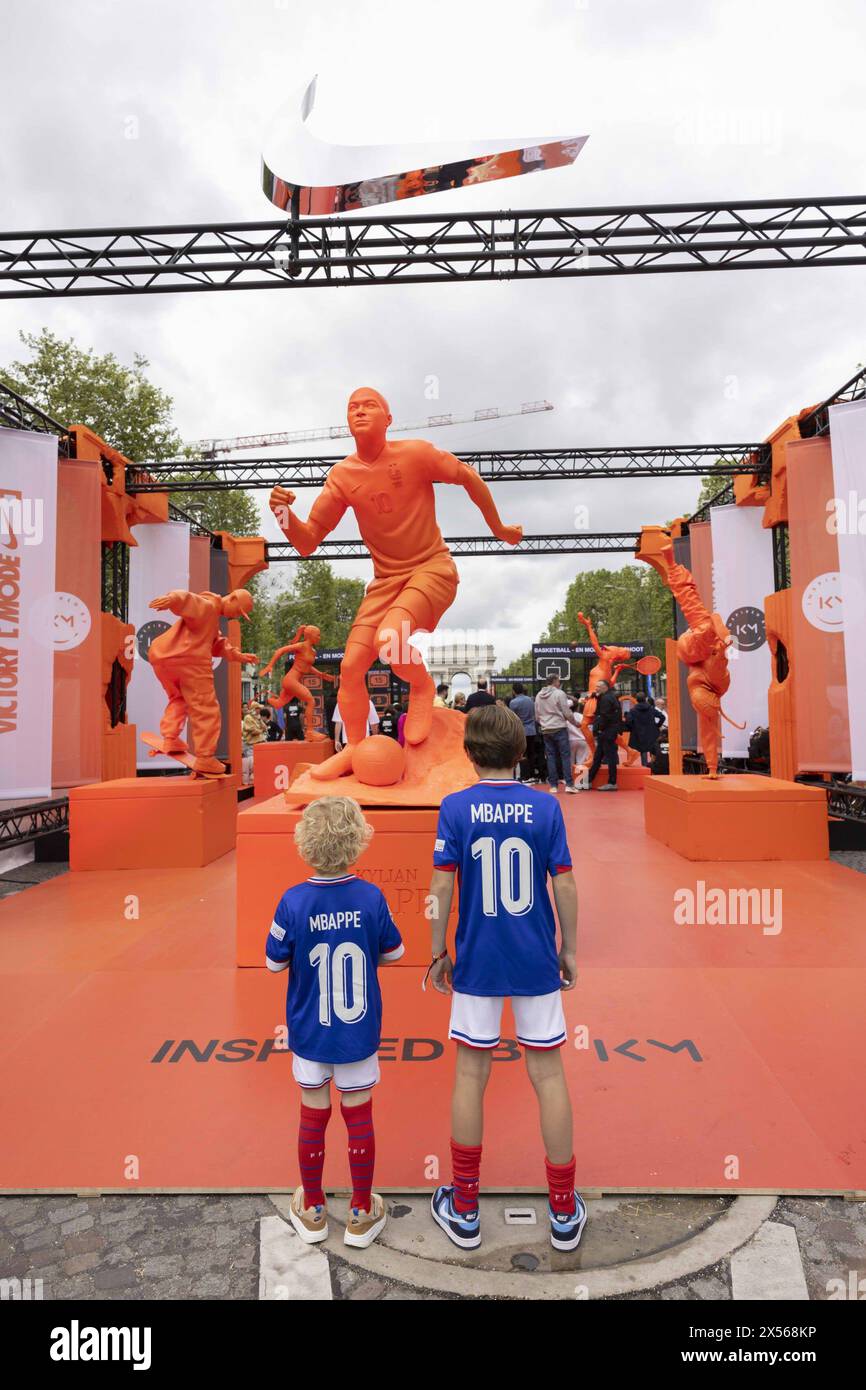 Non Exclusive: Nike partnered with football icon Kylian Mbappé and his ...