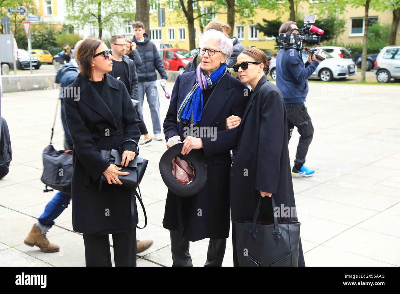 Sarah Lena Herzsprung, Bernd Herzsprung und Hannah Herzsprung bei der ...