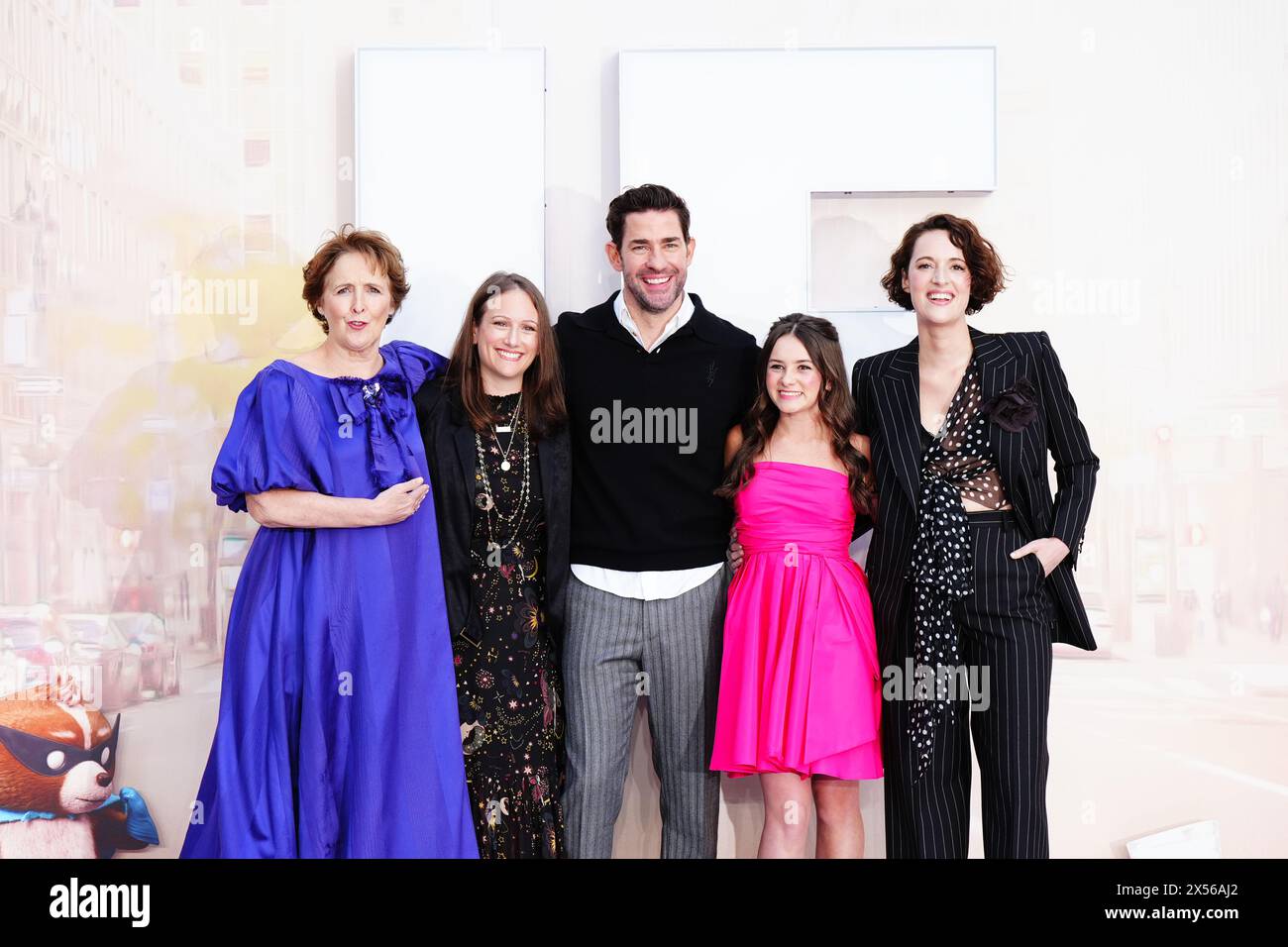 Phoebe waller bridge fiona shaw hi-res stock photography and images - Alamy