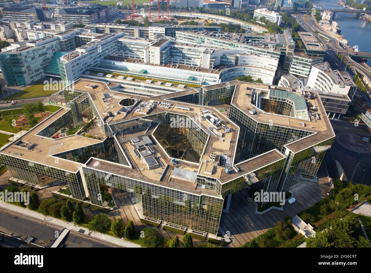 Buildings. Parc André Citroën. Paris. France Stock Photo - Alamy