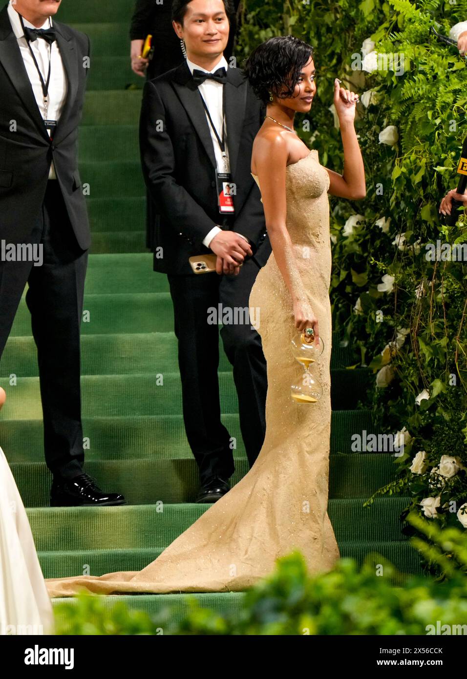 Tyla 2024 met gala hi-res stock photography and images - Alamy