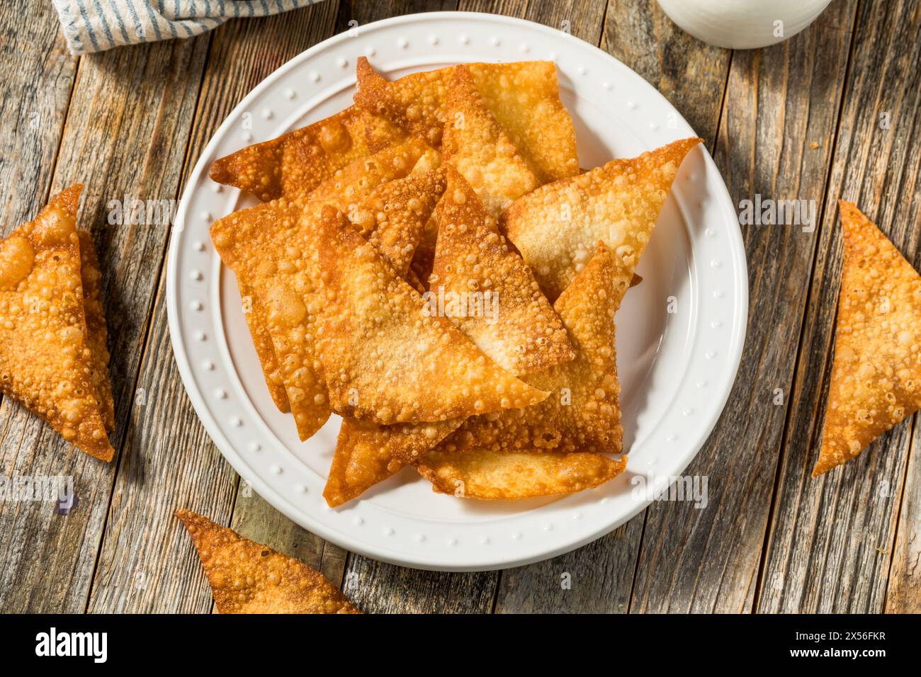 Homemade Deep Fried Chinese Wonton Chips Ready to Eat Stock Photo - Alamy