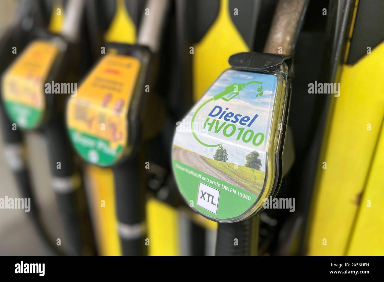 Petroleum combustion hi-res stock photography and images - Alamy