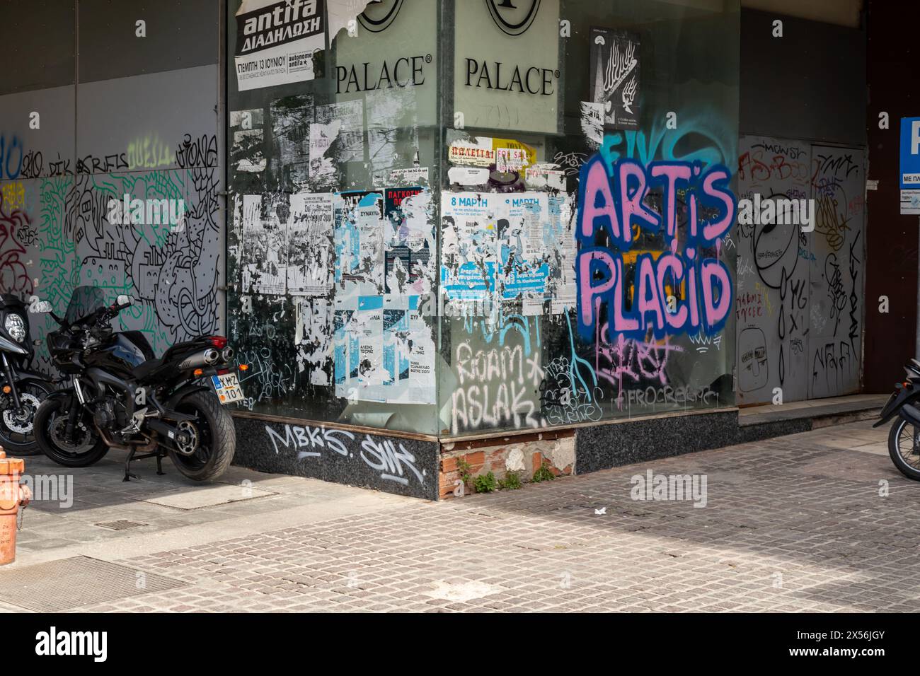 Graffiti downtown athens hi-res stock photography and images - Alamy