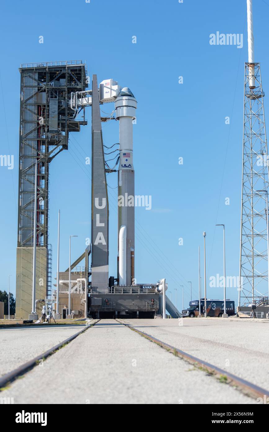 ULA Atlas V Rocket with Boeing Starliner Crew Capsule Stock Photo - Alamy